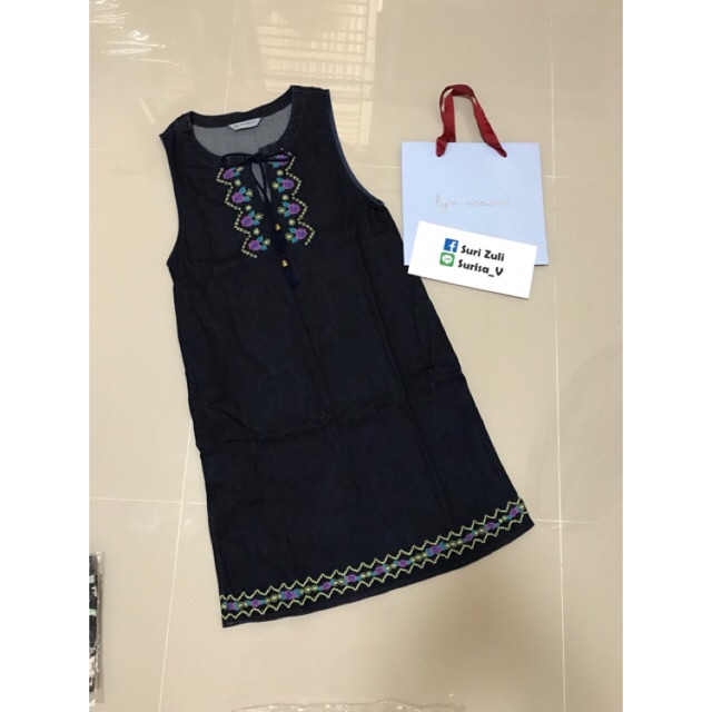 Lyn around เดรสยีนส์ งานปัก - orderbyu2016 - ThaiPick