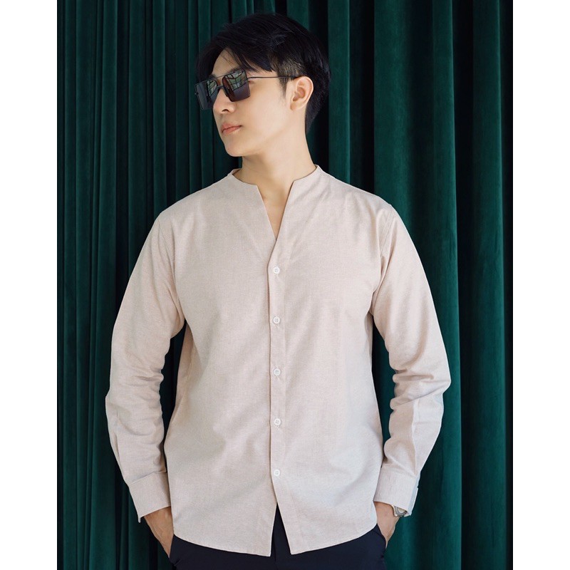 เสื้อเชิ้ตคอวีกระดุม ครีมเบจ ผ้าคอตตอน Oxford 100 - stl_pjshop - ThaiPick