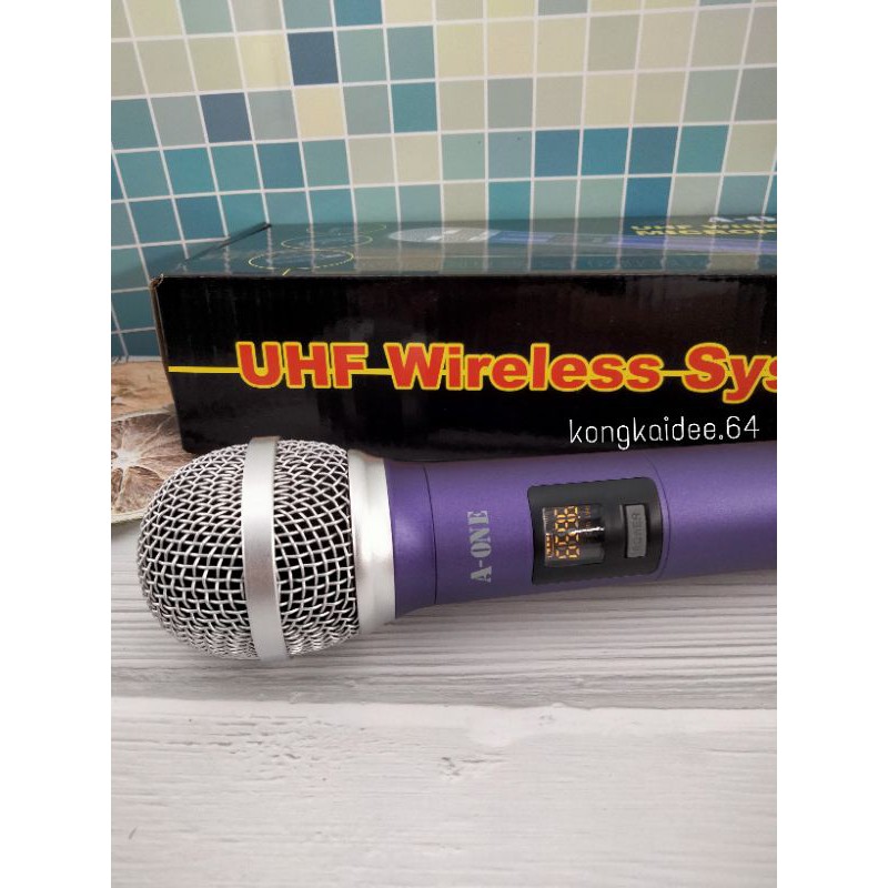 ไมค์ลอยเดี่ยว A-ONE ไมโครโฟนไร้สาย ปรับความถี่ได้ รุ่น A-6 - kongkaidee.64 - ThaiPick