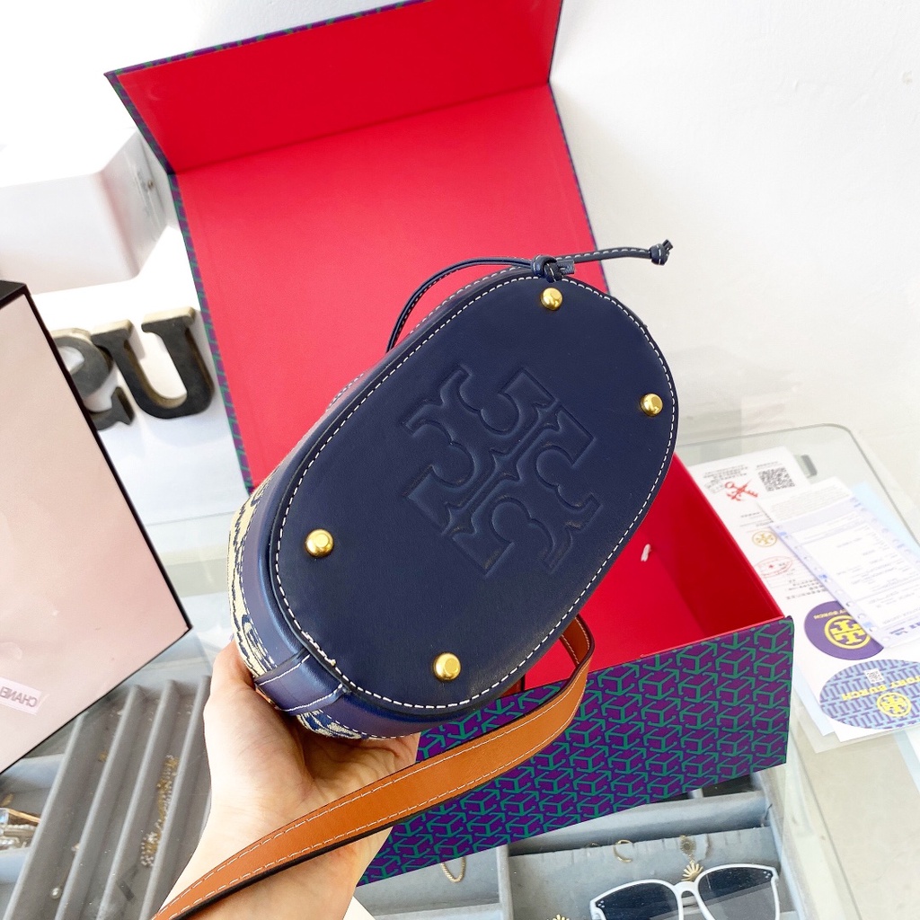 Tory Bur.ch กระเป๋าสะพายไหล่ ทรงเมสเซนเจอร์ สไตล์ตะวันตก แฟชั่นสําหรับ ...