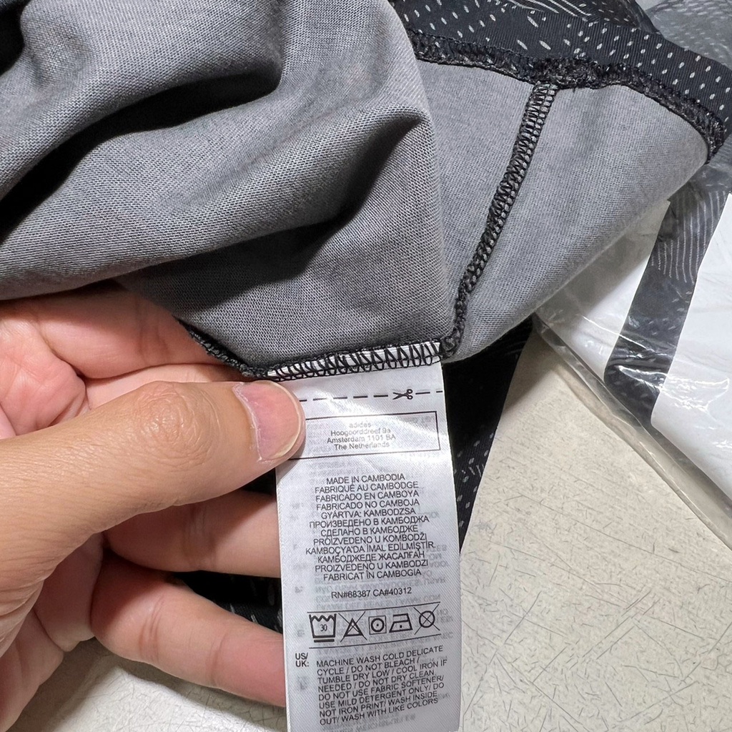 เสื้อยืดบิ๊กไซส์ Adidas ESSENTIALS ALLOVER PRINT (XL-4XL) - sabuymee ...