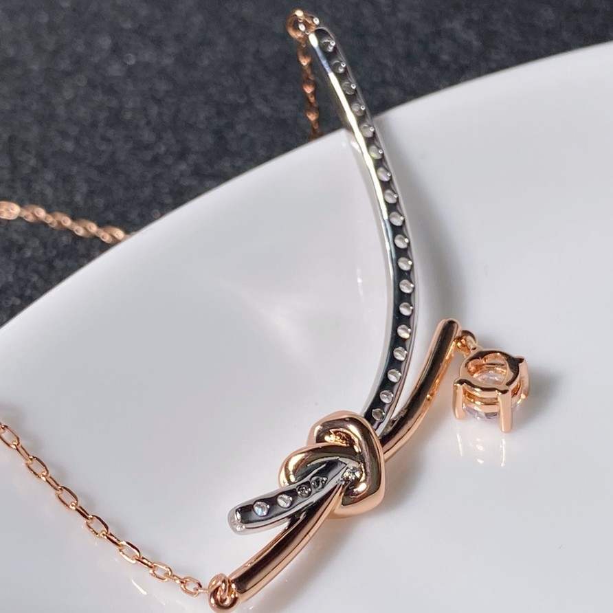 SWAROVSKI(สวารอฟสกี้) LIFELONG HEART สร้อยคอคริสตัลกระดูกไหปลาร้า ...