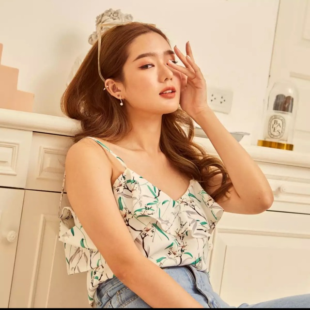 lookbooklookbook สายเดี่ยวสุดน่ารัก new in pack Hazel olive - somzaa - ThaiPick