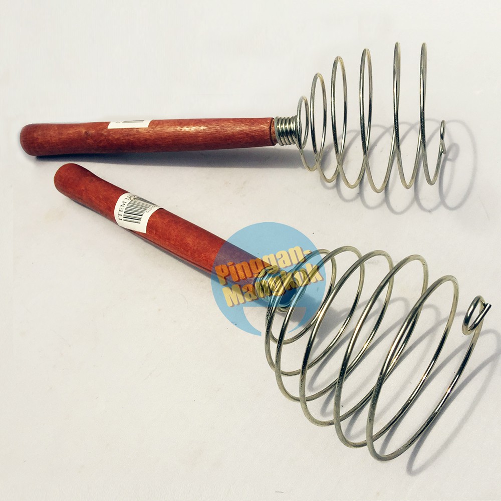 Vintage Spiral wire whisk wooden handle Egg Beater Rustic Mixer Kitchen ...