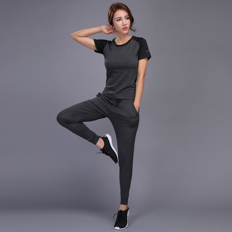 New Women's Sportswear Yoga Sets Jogging Clothes Gym Workout Fitness ...
