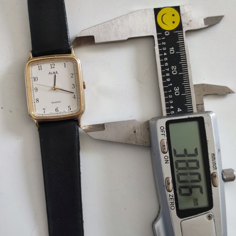 นาฬิกา วินเทจ Alba ของแท้ ทรง tank ระบบ quartz นาฬิกาญี่ปุ่นมือสอง ...