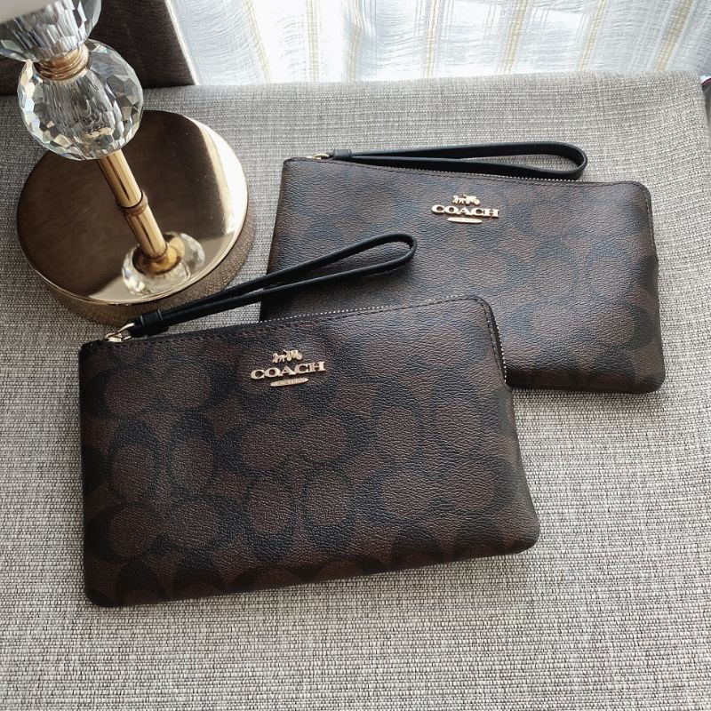 A คล้องมือ 1L ลายซีเข้ม ลายซีอ่อน COACH 6648 F58695 LARGE WRISTLET IN ...