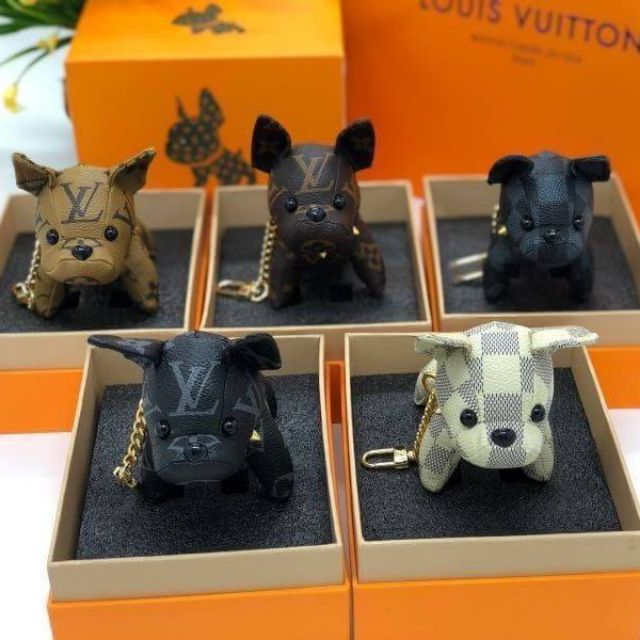 Louis Vuitton Dog Charm Keychain Fast Leather Design | atelier-yuwa.ciao.jp