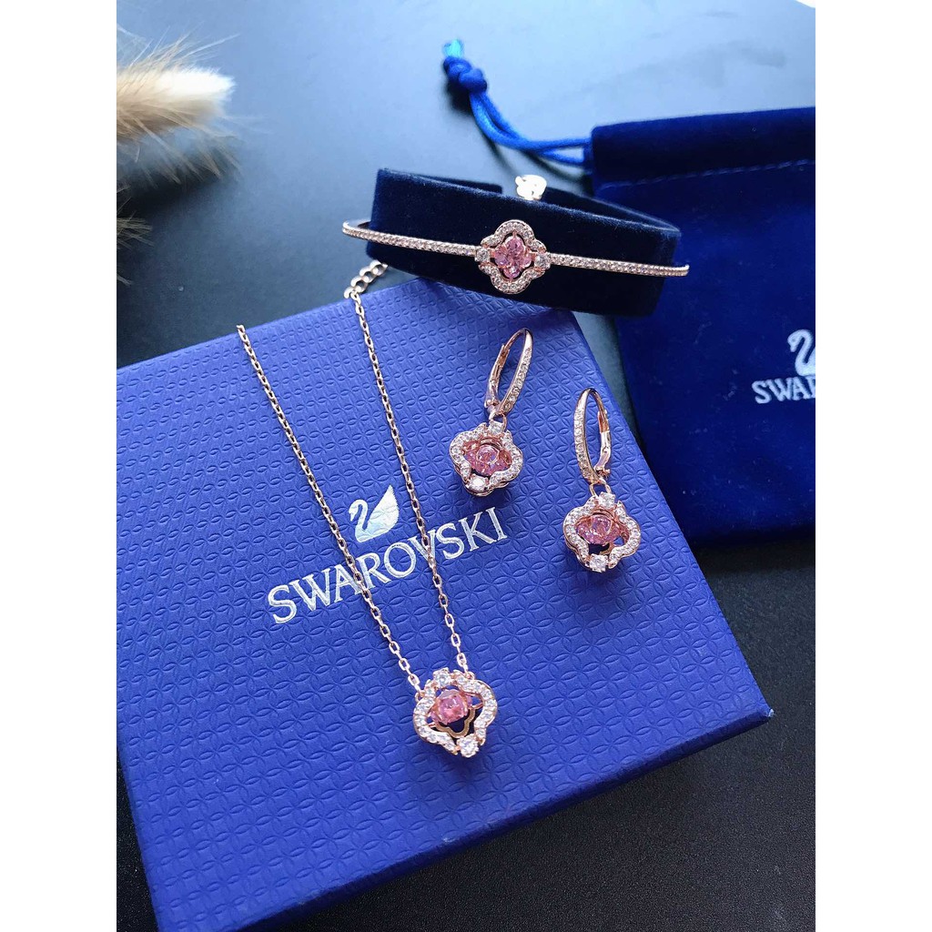 SWAROVSKI(สวารอฟสกี้) SPARKLING DANCE CLOVER สร้อยข้อมือคริสตัล 5516476 ...