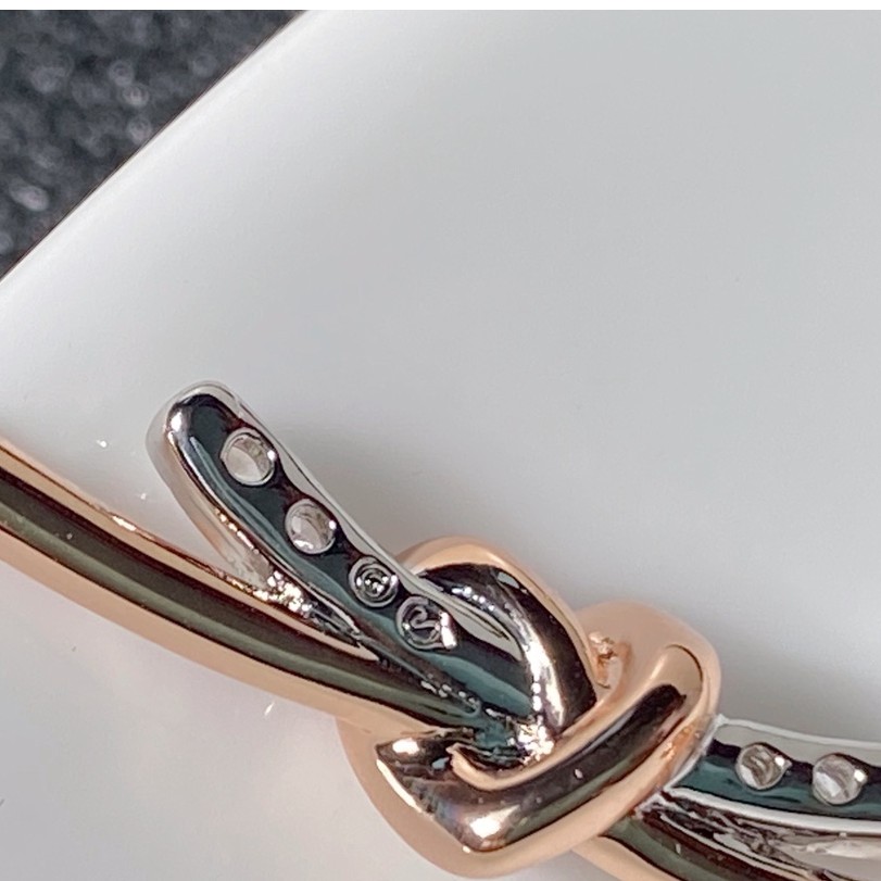 SWAROVSKI(สวารอฟสกี้) LIFELONG HEART สร้อยคอคริสตัลกระดูกไหปลาร้า ...