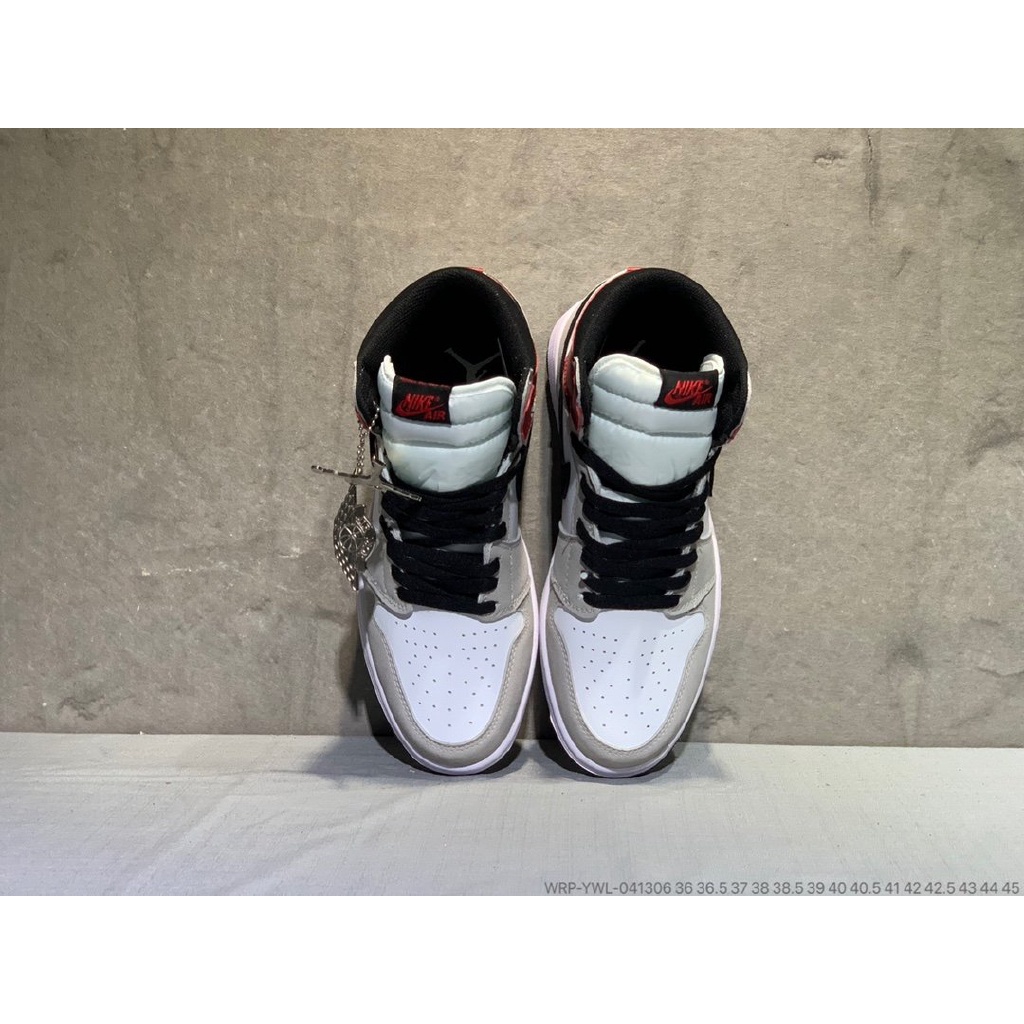 ของแท้ 100 Nike Air Jordan 1 AJ1 Mid รองเท้าบาสเก็ตบอลคลาสสิค รองเท้ากีฬา (สีเทา)N-69 ...