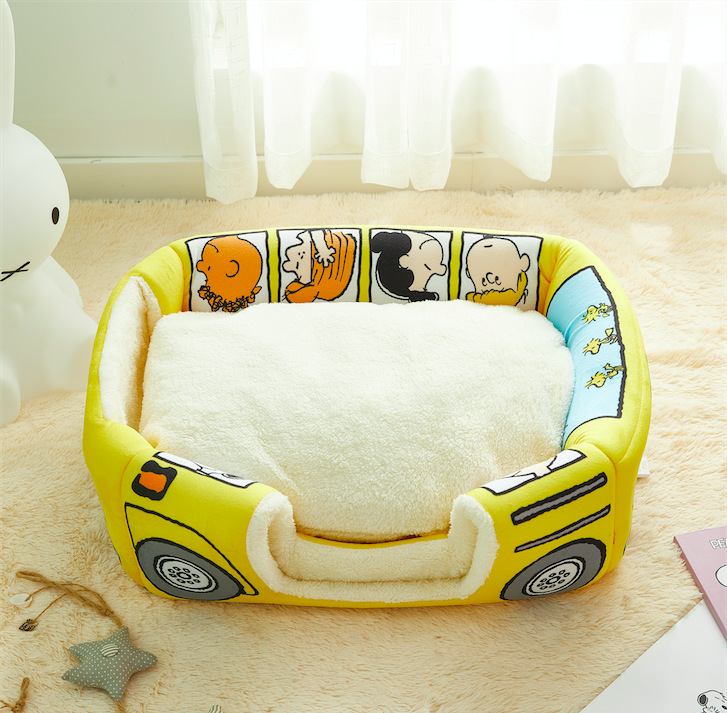 Cartoon Charlie and Snoopy Bus Dog Bed rvsJ - 6s_an7clj_ - ThaiPick