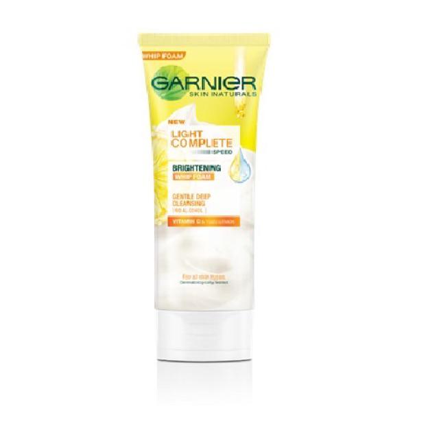 Garnier การ์นิเย่ ไลท์ คอมพลีท มัลติ-แอ็คชั่น ไบรท์เทนนิ่ง โฟม 100 มล. ...