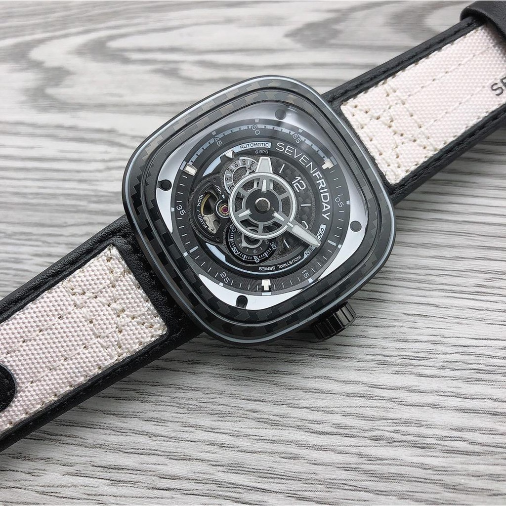 SEVEN/FRIDAY Seven FridaysP3C/07 Thesnowstorm hits the white carbon ...