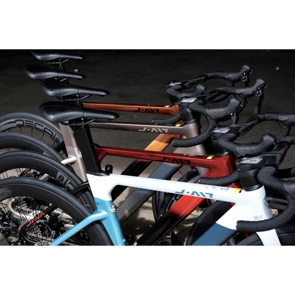 JAVA รุ่น Fuoco 5 Disc เฟรมคาบอน ชุดขับ 105 แฮนด์คาร์บอน Integrated ซ่อนสาย - thepbikeco - ThaiPick