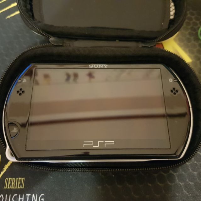 Playstation portable PSP go สีดำ !พร้อมเมม sandisk M2 8G ...