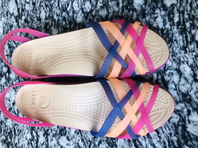 Crocs size W8 ยาว 25 Cm. รัดส้นแบบสาน - seasoncloset_design - ThaiPick
