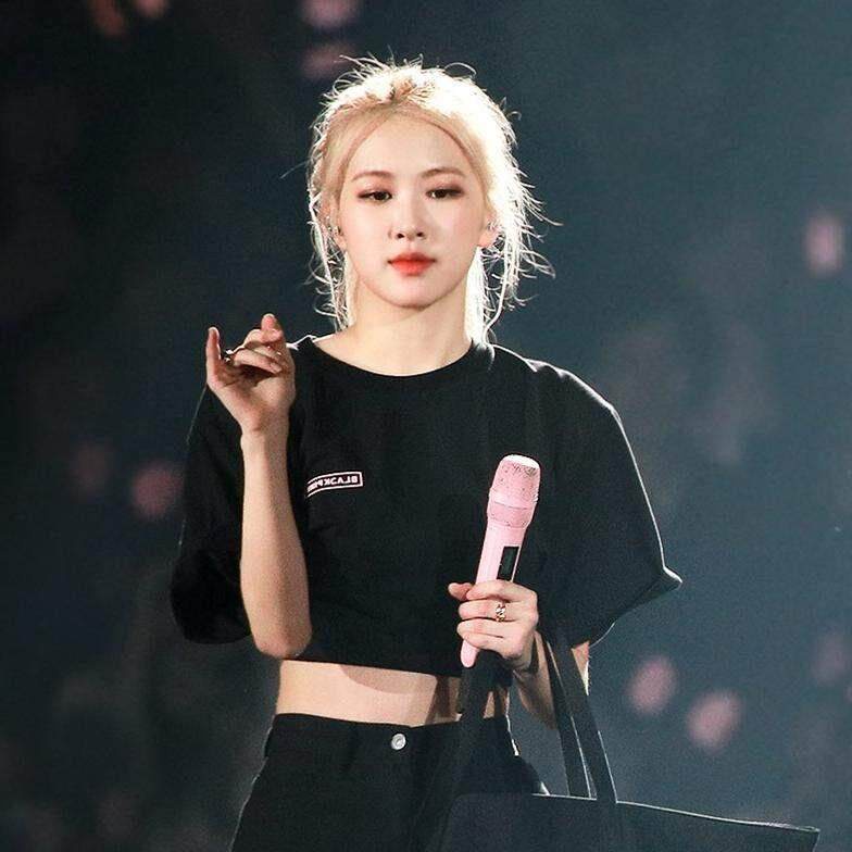 GW เสื้อดาราฮิดกัน lasaก็มีที่เหมือนกับที่Lisaใช้ เสื้อยืดสั้นตัวอักษร ...