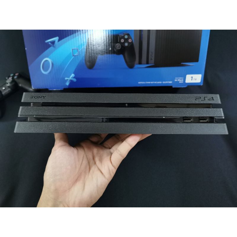 Ps4 Pro 1TB 4KHDR อุปกรณ์ครบ พร้อมเล่น - chaloemkiatn - ThaiPick