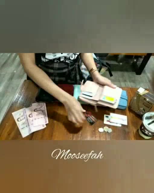 กระเป๋าสตางค์ผู้หญิง CHARM INFINITE รุ่น PURSE | Shopee Thailand