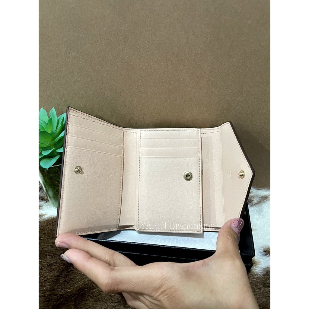 New MCM Love Letter Wallet in Color Block Leather - kwanjaiboos - ThaiPick