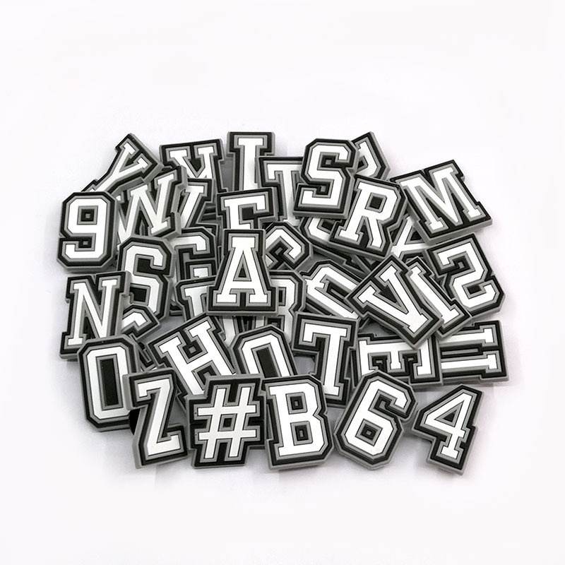 Crocs jibbitz ตัวอักษร alphabet A-Z 26 ตัว อุปกรณ์เสริมรองเท้า ...