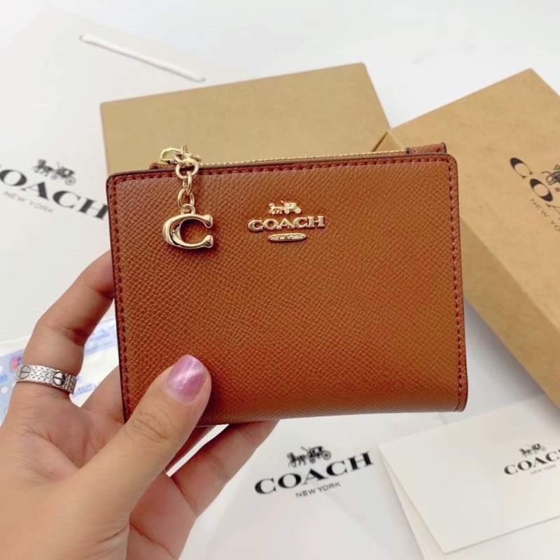 COACH SNAP CARD CASE IN SIGNATURE CANVAS - bagoutlet.shop - ThaiPick