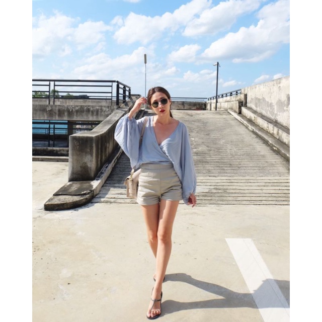 (โค้ด WJUFJP ลดทันที 50.-)Jolly Molly Signature Batwing Top เสื้อค้าง ...