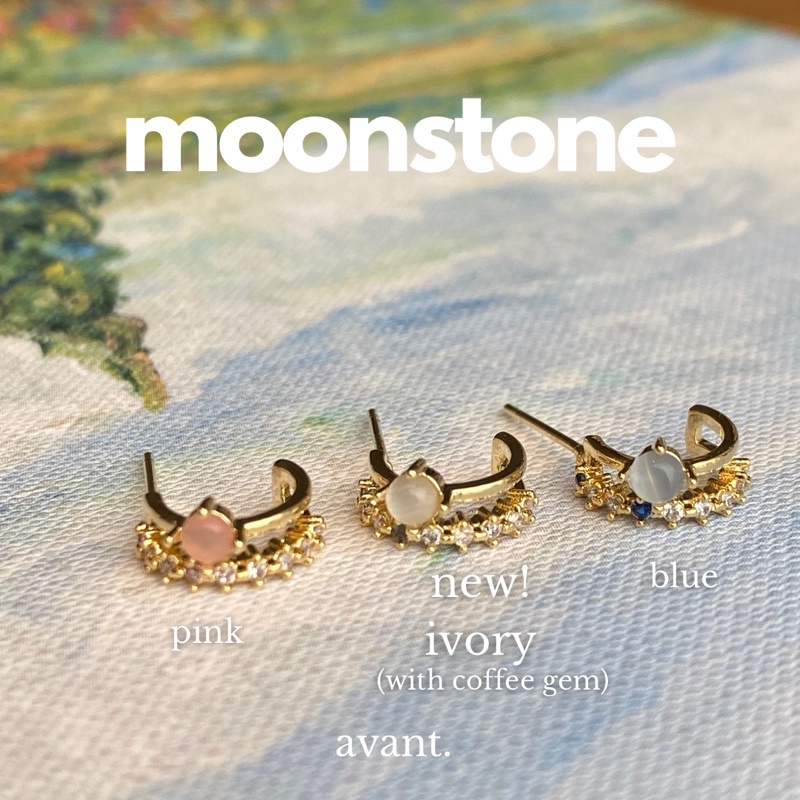 10.10 ลดอีก 25 โค้ด 10FSWWT Avantgarde.bkk Restock Moonstone stud ต่างหูครึ่งวง 8-9 mm ก้านเงิน ...