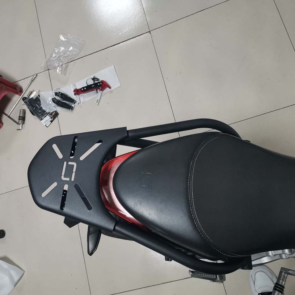 การระเบิดร้านค้าของเราMotorcycle Rear Rack Luggage Carrier Rack Cargo ...