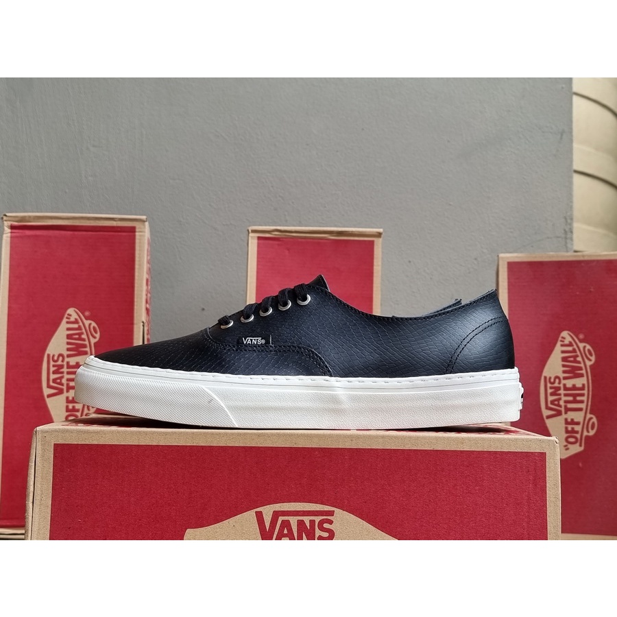 Vans Authentic Decon Leather Black | Shopee Thailand