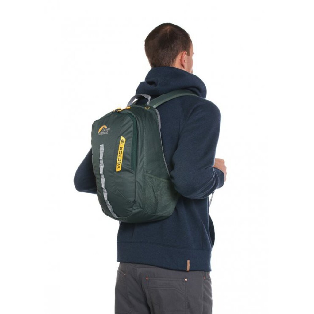 กระเป๋าเป้ Lowe alpine รุ่น Vector 18 มีเดินแนวไนล่อน และใส่เสื้อผ้าและ ...