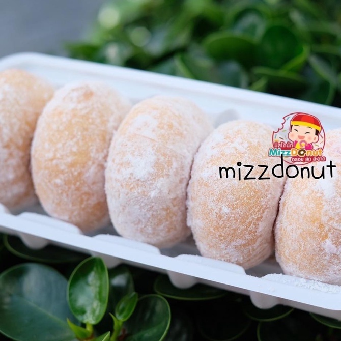 โดนัท นูจิ๋วสอดใส้นูนูเทลล่าช๊อคโกแลตเยิ้มๆๆ Mizzdonut - cafe.cafe - ThaiPick