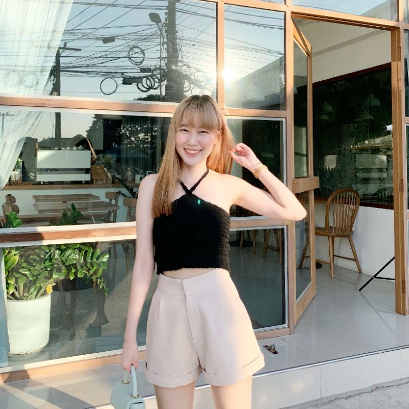 Cronie.official - Sunny top เสื้อสายเดี่ยวไขว้หน้า คล้องคอ ผ้าย่น ...