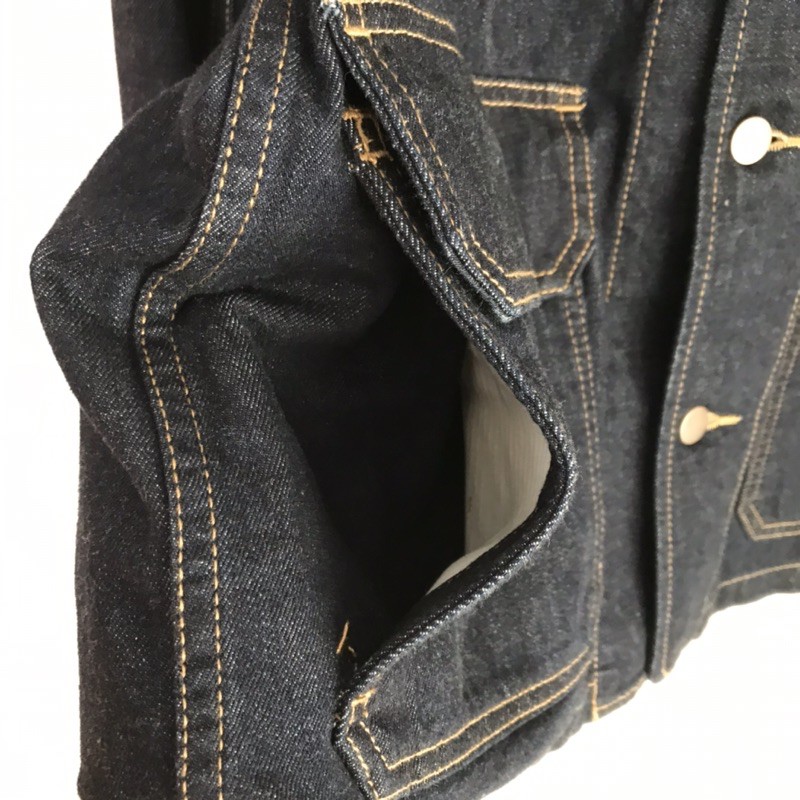 Uniqlo U Denim Jacket คอลเลคชั่นพิเศษ - blacksoul311 - ThaiPick
