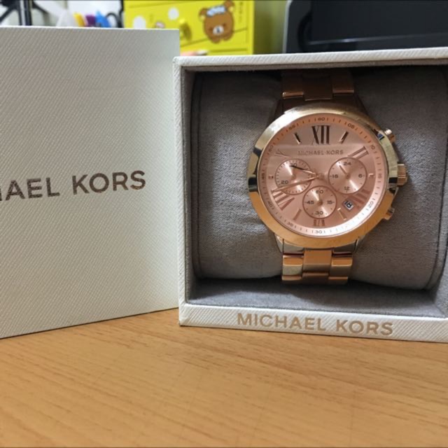 MK5778. ขนาด 42 mm. Runway Logo Rosetone หน้าปัดสีโรสโกลด์ สายสีพิ้งโ ...