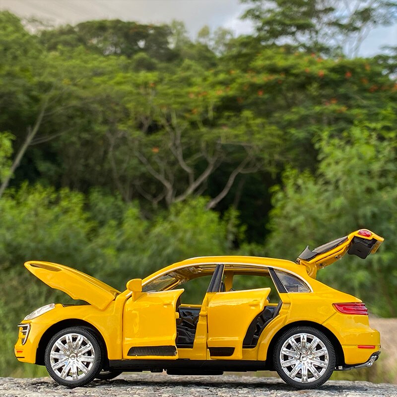 2020 new 132 Macan Turbo white car alloy car model simulation car ...