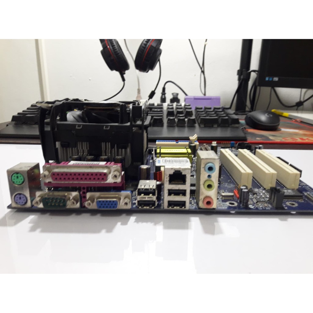 CPU INTEL PENTIUM 4 2.40 GHZ + Mainboard Laser FOXCONN +PSU 320W +Hard ...