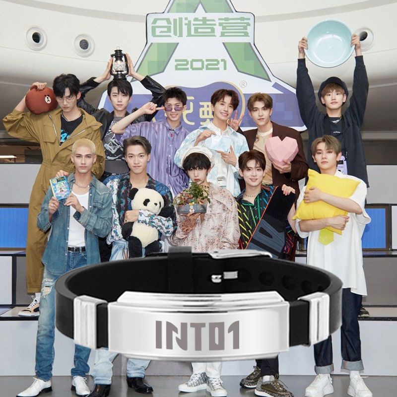 พรีออเดอร์ กำไลแฟนเมด INTO1 มีชื่ิอวง ชื่อสมาชิก หลินโม่ เจียหย่วน ป๋อหยวน หลิวอวี่ แพทริค น้อง ...