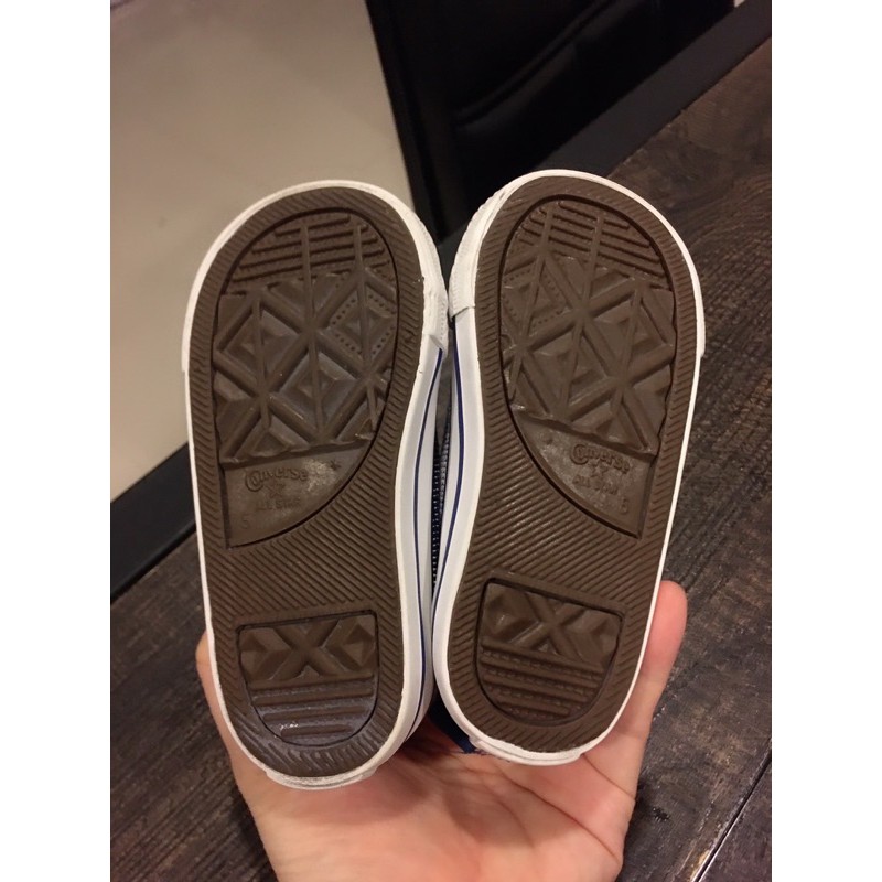 Converse All star size 12.5 cm พื้นเต็ม สภาพดีมาก ใส่หล่อ แนวๆไปเลยค่ะ ...