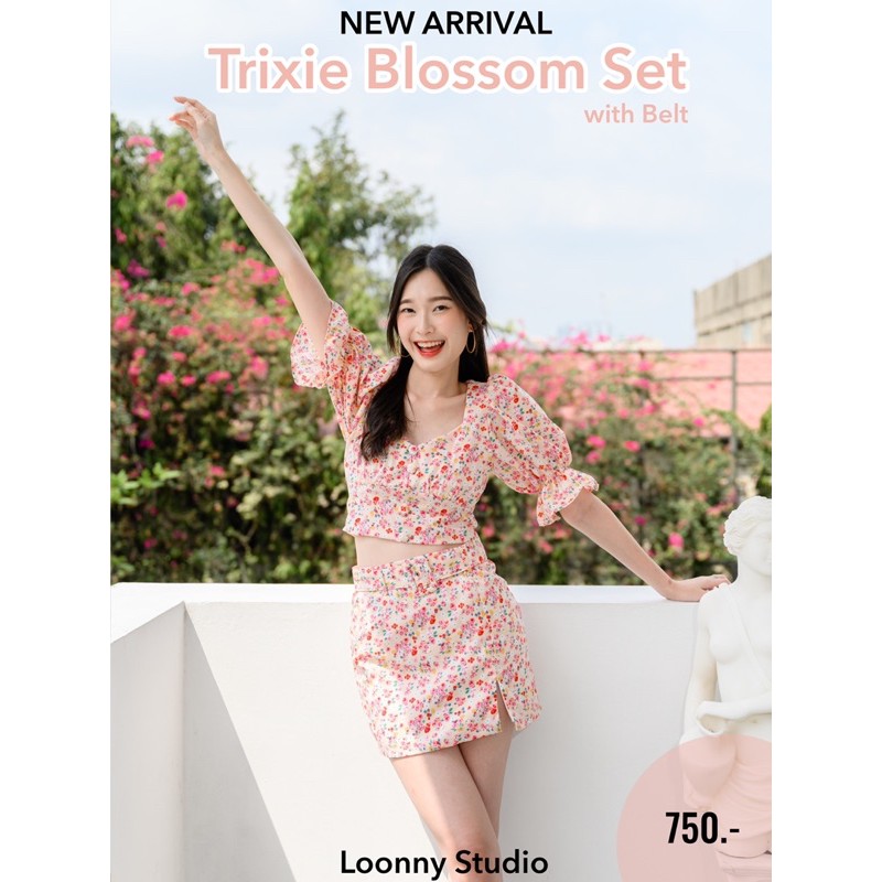 LNS110 Trixie Blossom Set with Belt - loonnystudio - ThaiPick
