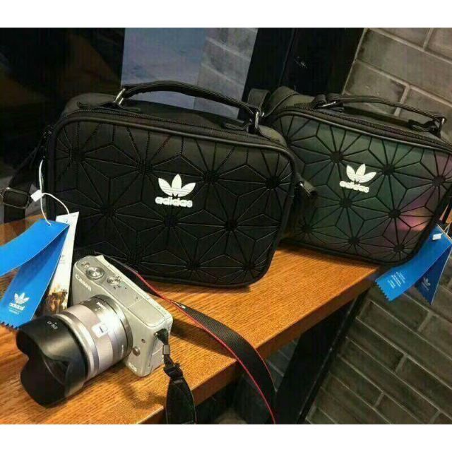 Adidas Originals 3D Mini Airline | Shopee Thailand
