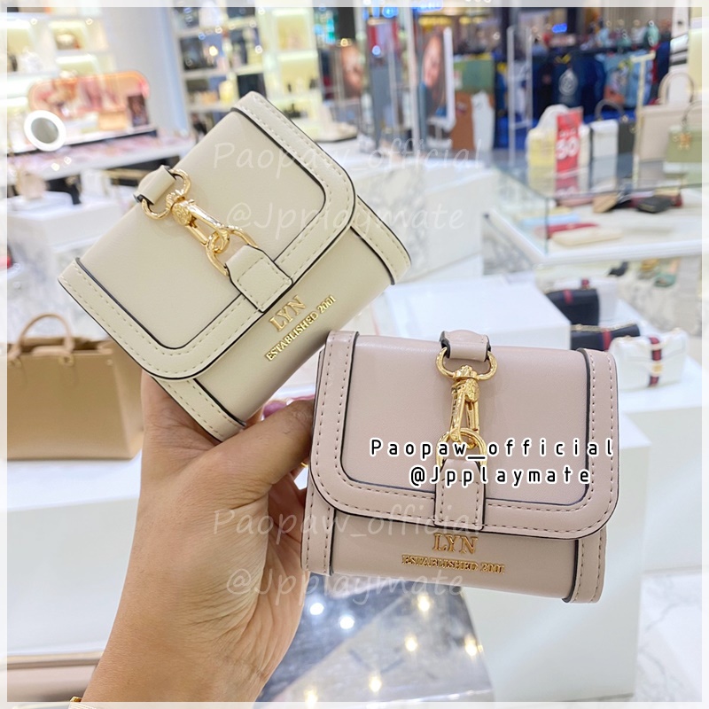 LYN กระเป๋าสตางค์ LYN รุ่น Oslo Short Wallet LL22FWF034 แท้จากชอป พร้อม ...
