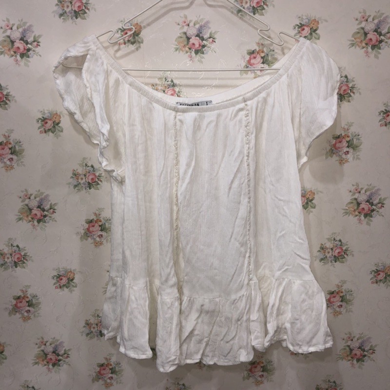 white off-shoulder top - cotton on | Shopee Thailand