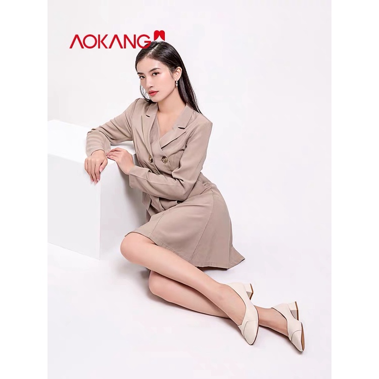 Aokang ผู้หญิงใหม่หัวสแควร์ด้านล่างนุ่มกลางส้นปากตื้นหนาส้นรองเท้าเดียว