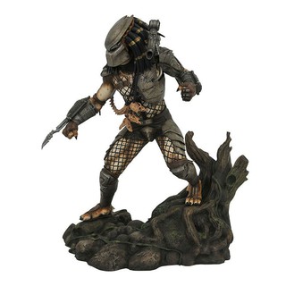 Diamond Select Toys Predator Gallery Jungle Predator PVC Diorama ...