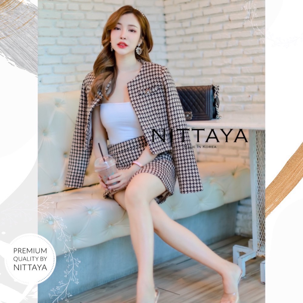 งานป้าย NITTAYA การันตีเสื้อผ้าคุณภาพ เซ็ทเสื้อสูทลายชิโนริกระโปรง มี 2 สี แดง น้ำตาล มีสองชิ้น ...