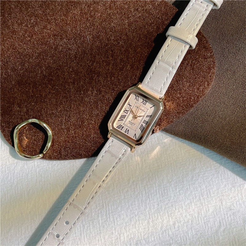นาฬิกาผู้หญิง Retro Light Luxury ซอกโรมัน Watch Womens Temperament Simple Ins Ins Ins Wind Band ...