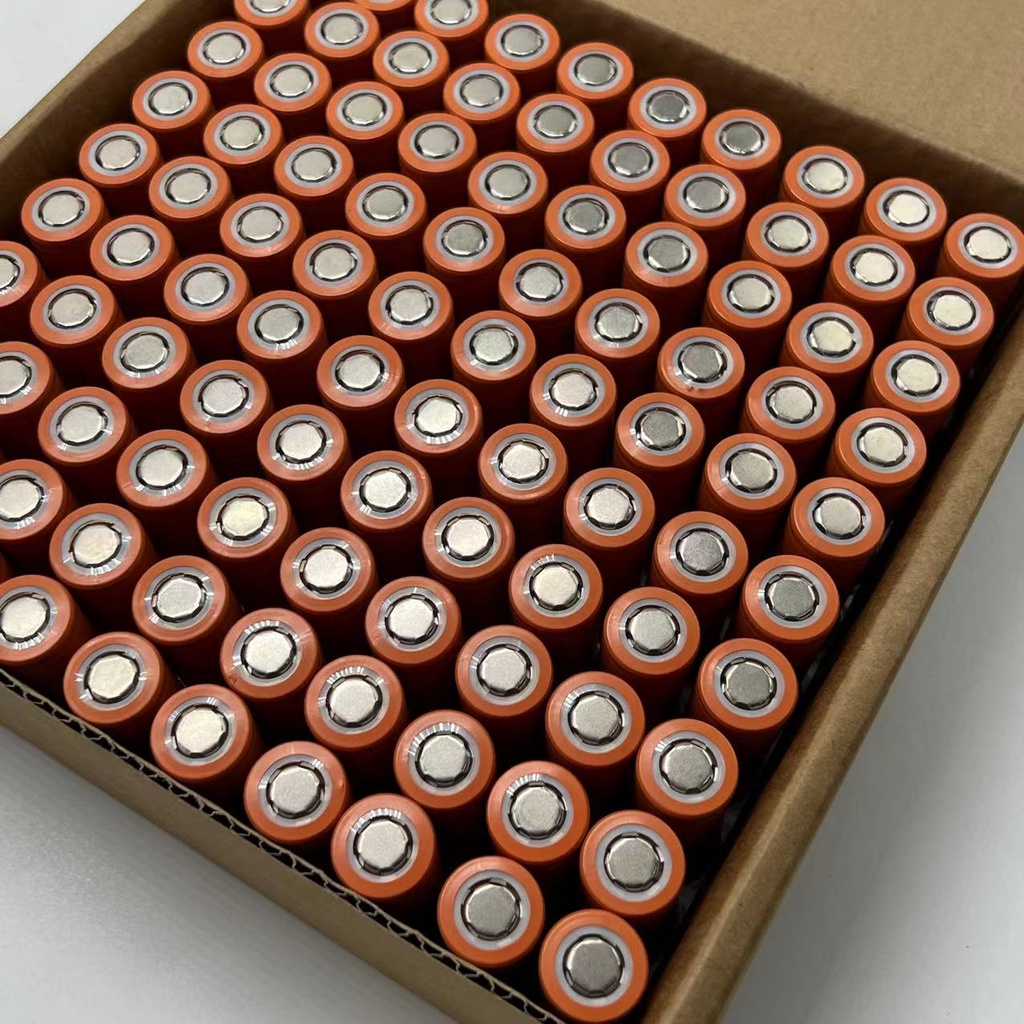 ถ่านชาร์จ 18650 มีหลากหลายความจุให้เลือก2000 2600 3000 3600มิลลิแอมป์ 5C10C ราคาต่อ1ก้อน สินค้า ...