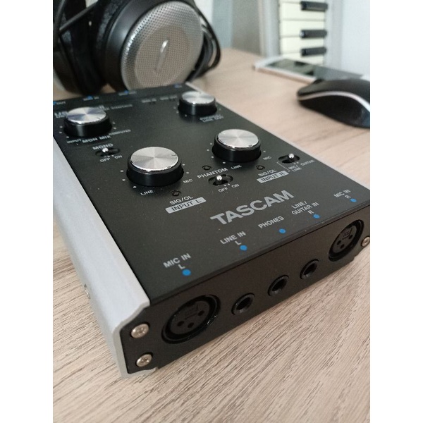 (ส่งฟรี)TASCAM US-122mkII MIDI Audio interface 2-in 2-out ซาวด์การ์ดทำ ...